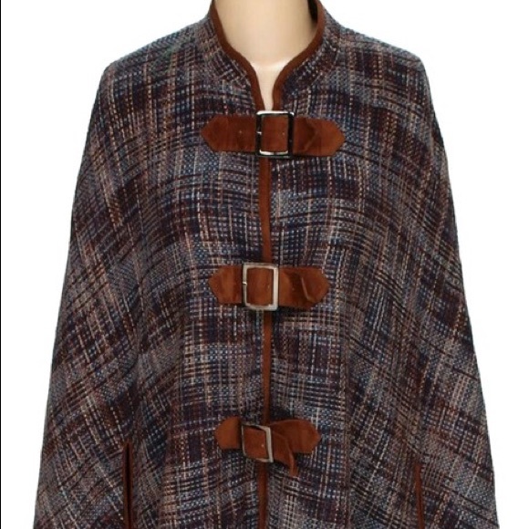Anne Carson | Jackets & Coats | Anne Carson Fall Trend Tweed Silk Cape ...